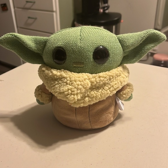 Hallmark | Toys | Star Wars The Mandalorian Child Group Yoda Bean Bag ...